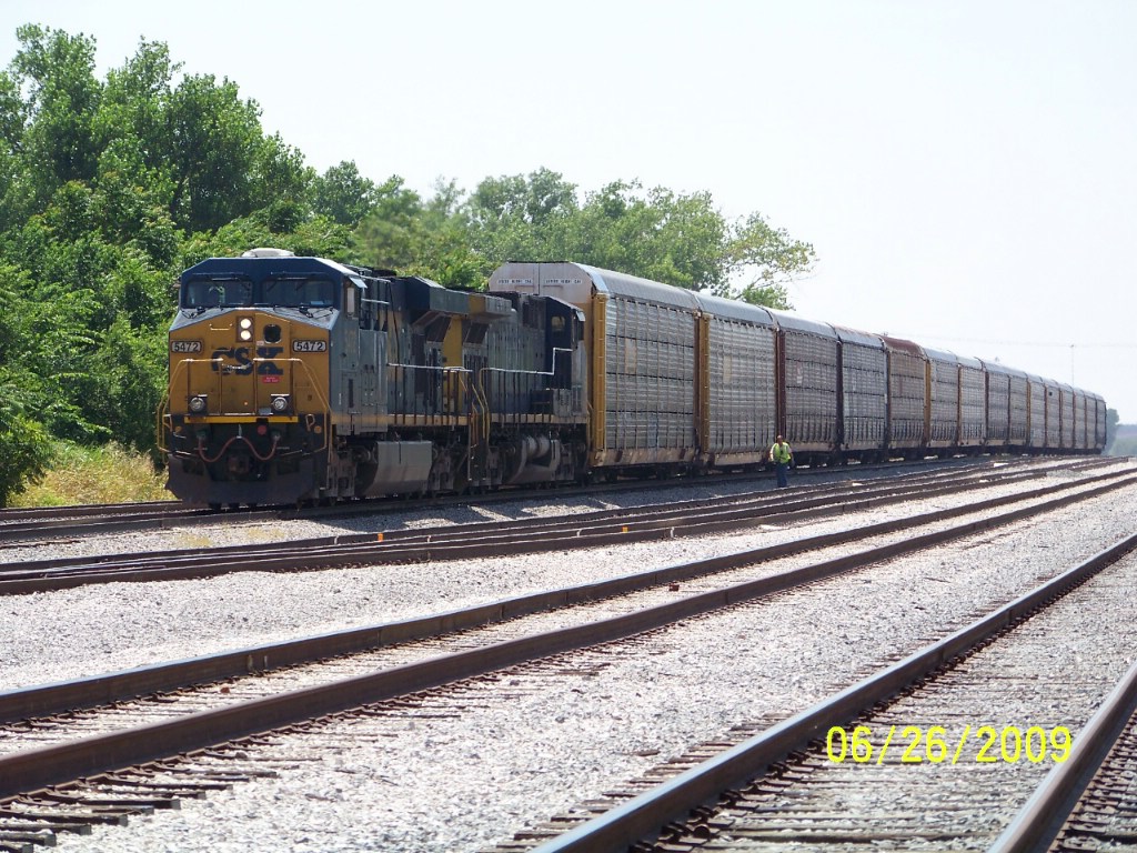 CSXT ES44DC 5472